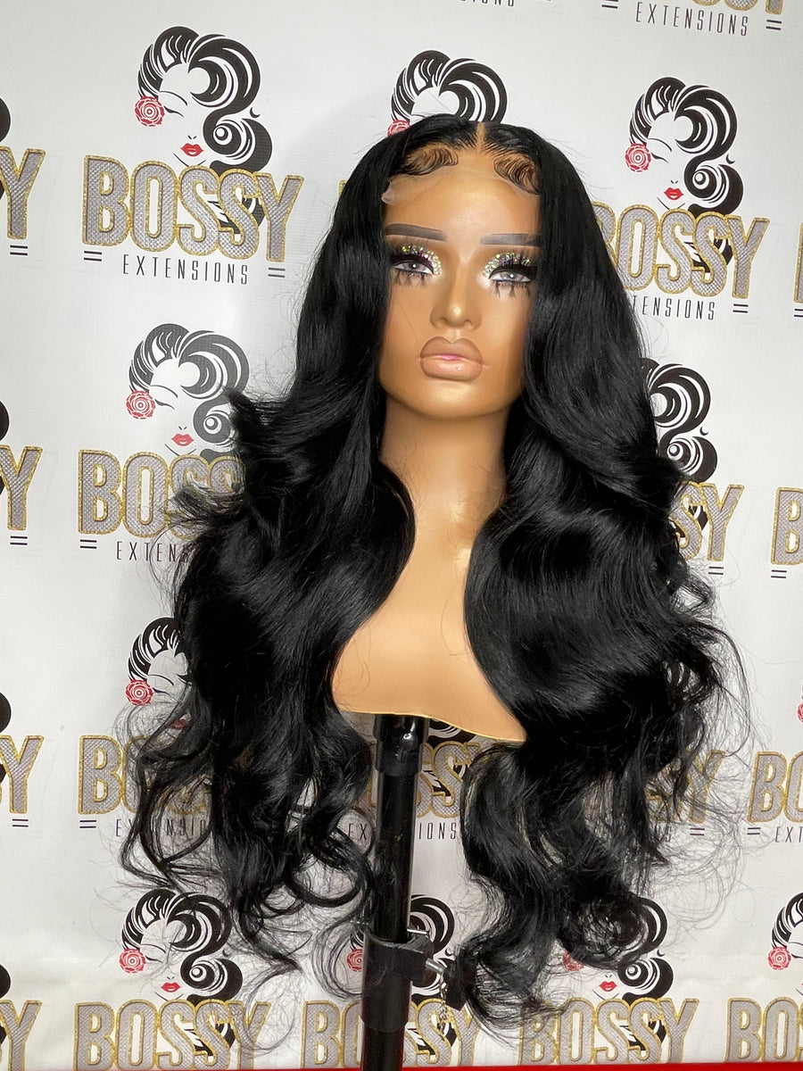 Queen B – Bossy Extensions